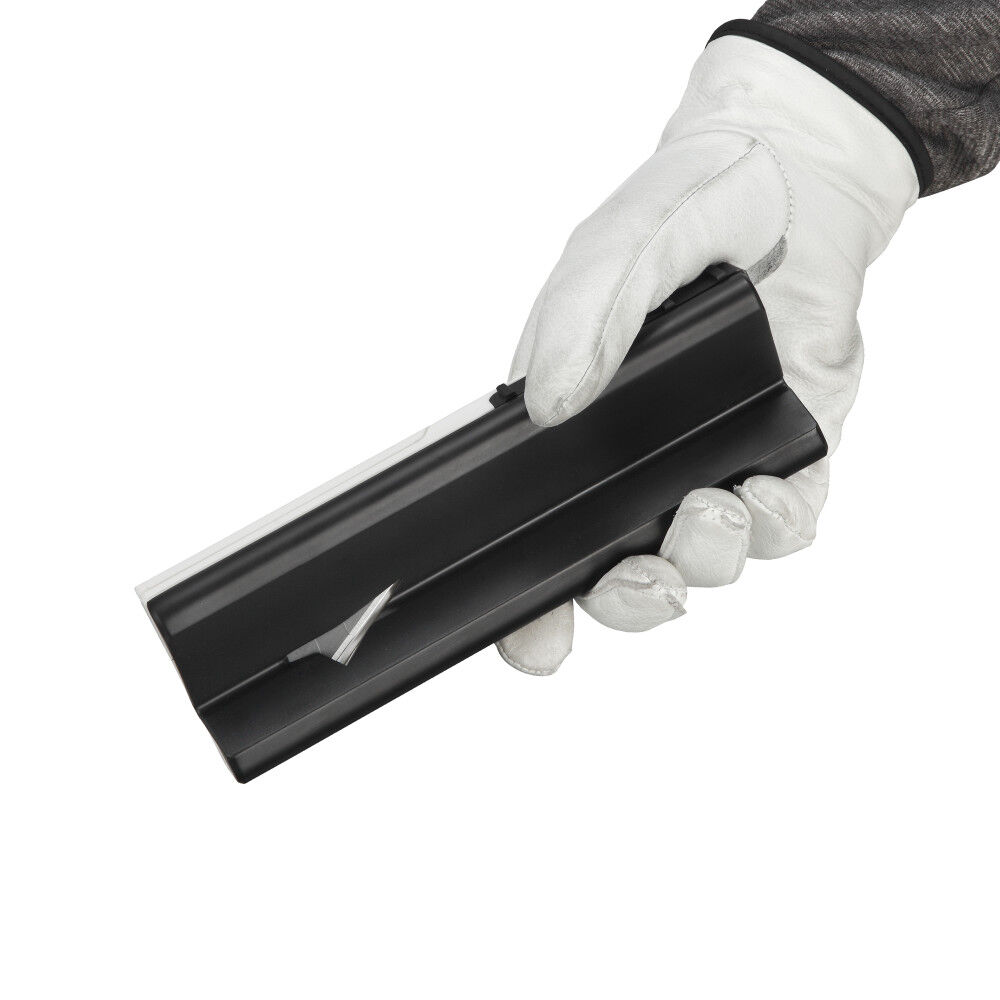 Tajima Drywall Chamfer Plane 30 Degree TBK180-V30 - Acme Tools