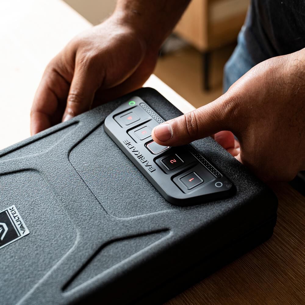 Vaultek Safe Barikade Series 1 Biometric Compact Biometric Safe BKD1B ...