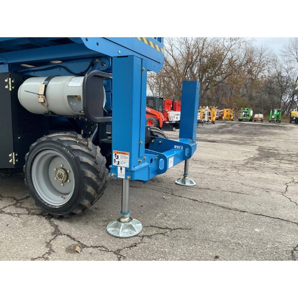 Genie 26ft Dual Fuel Rough Terrain Scissor Lift GS-2669 RT from Genie ...