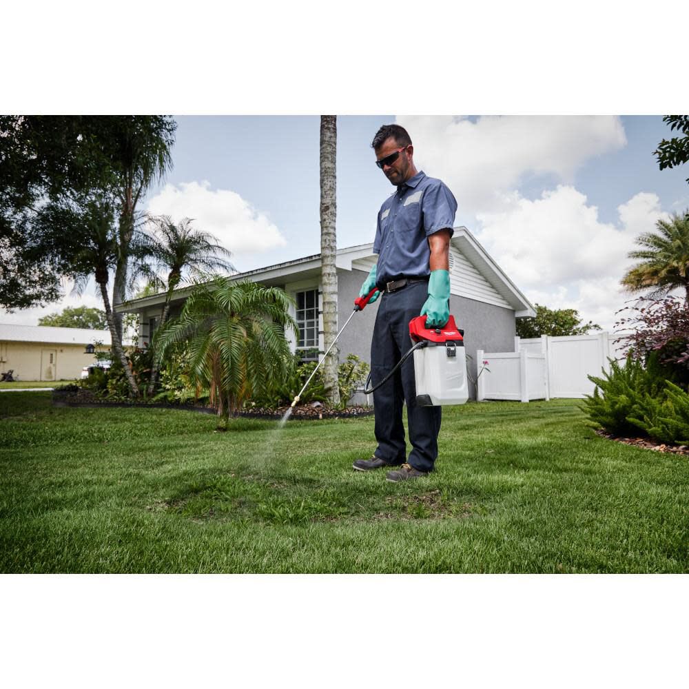 Milwaukee 2 Gallon Handheld Sprayer Tank 49-16-2762 - Acme Tools