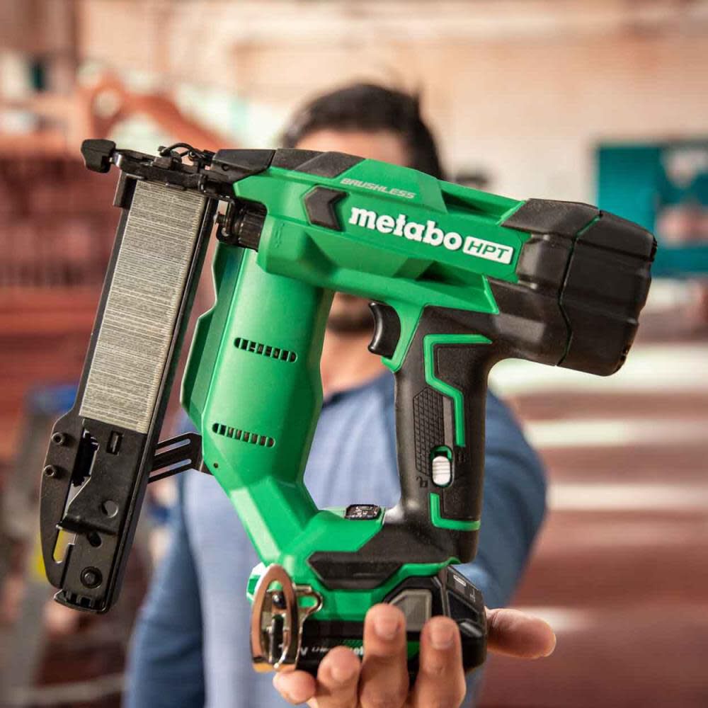 Metabo HPT 18V MultiVolt Brushless 18-Gauge 1/4" Narrow Crown Stapler N1804DAQ4M - Acme Tools