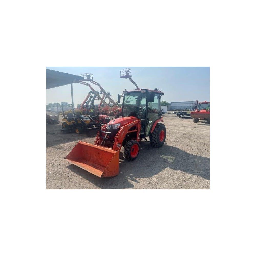 Kubota B2650HSDC 1261 cc Diesel Compact Utility Tractor -2013 Used ...