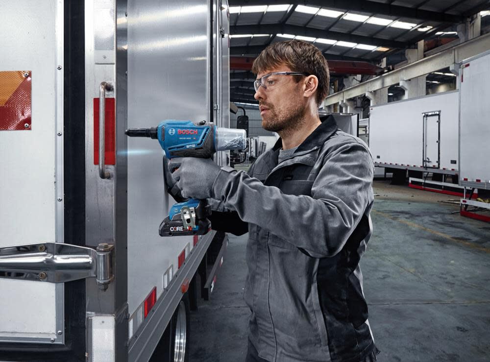 Bosch 18V Connected Rivet Tool Kit with 2ct CORE18V 4Ah Advanced Power ...