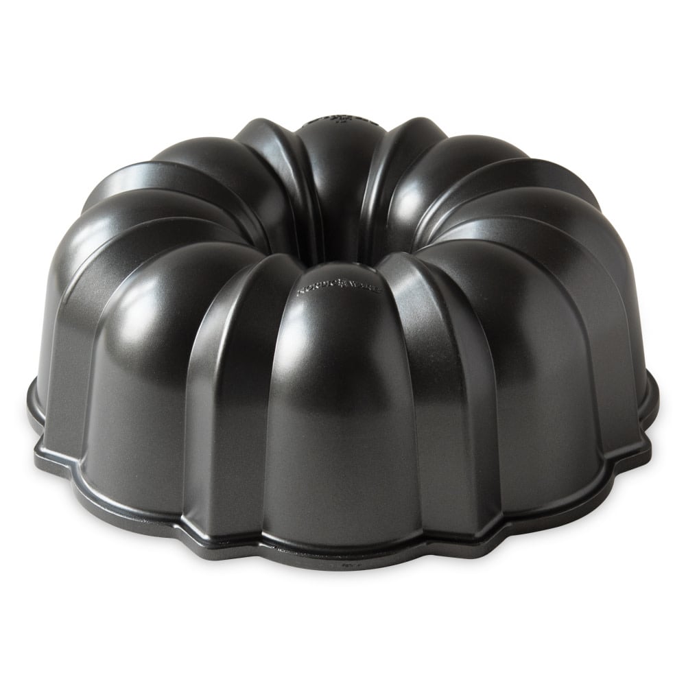 Nordic Ware 10-1/2 Inch Round Cast Aluminum Original ProCast Bundt Pan ...